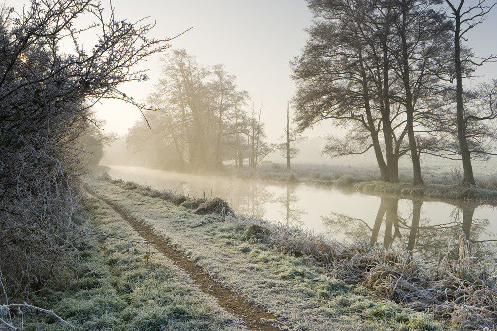 Frosty dawn at Triggs Lock, Send, Surrey, on the River Wey Navigations ...